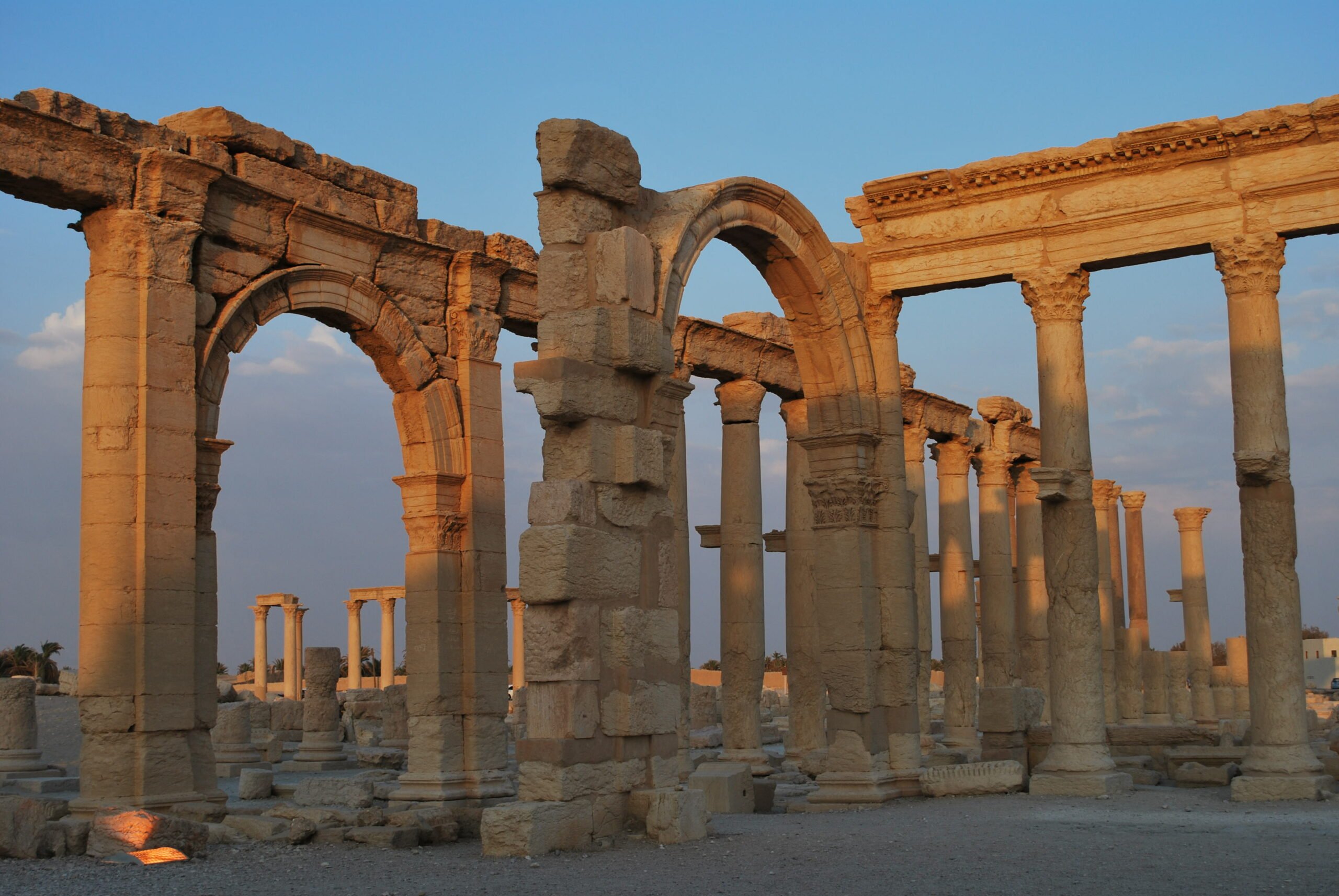 A Tadmor (Palmyre), où est passée la porte gravée du Shéma Israël ...